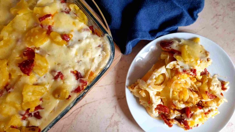 Hungarian Layered Potatoes Recipe (Rakott Krumpli) - Natasha's Home
